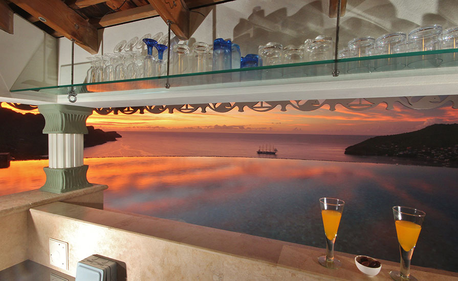 Infinity Pool & Caribbean Sea Gallery | Tropical Hideaway Bequia